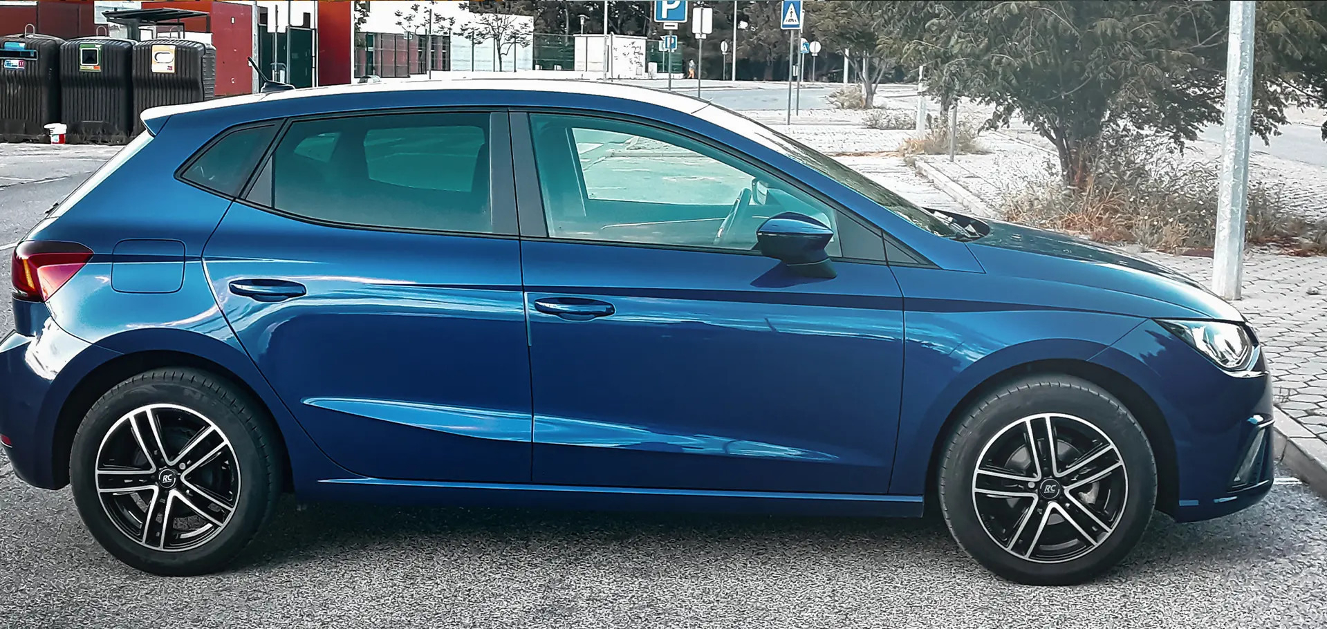 RC-DESIGN RC27 in Schwarz Glanz Vollpoliert